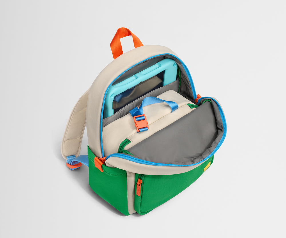 Shop Kids Lunch Boxes | Away: Built for modern travel