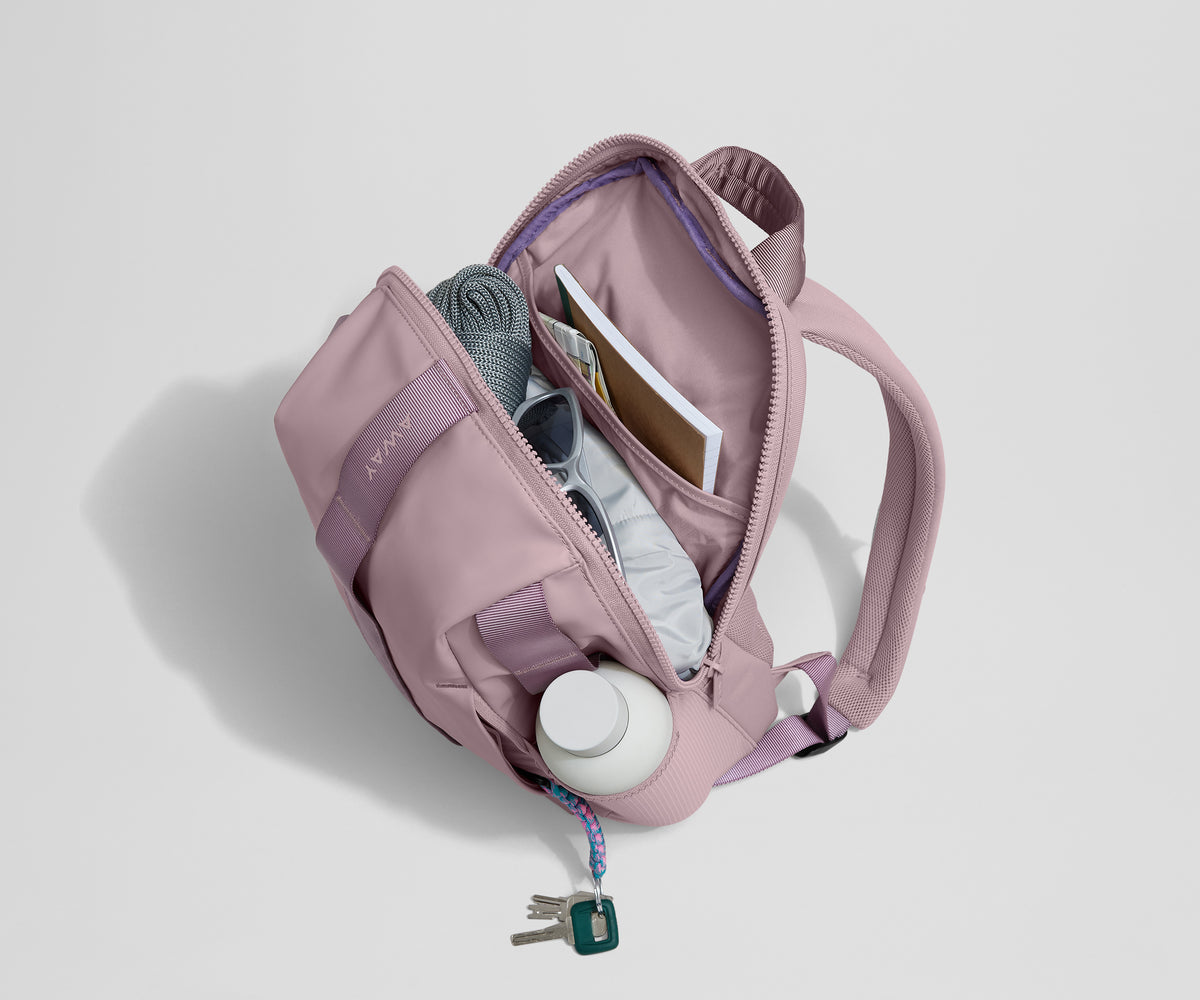 Active Daypack 20L in Meadow Mauve | Away